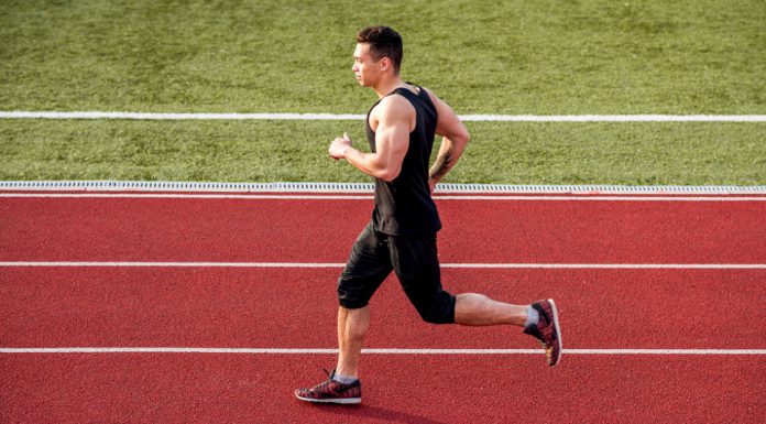 5 Tip Elak Kaki Melecet Teruk Semasa Melakukan Larian Jarak Jauh