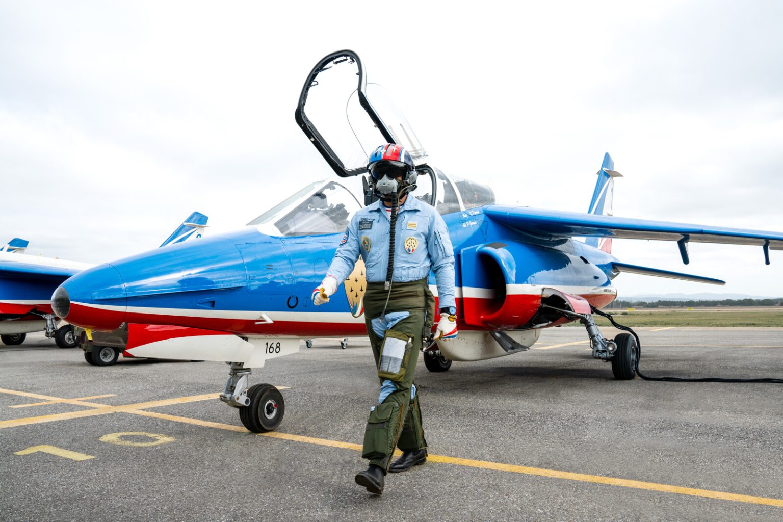 Bell & Ross Raikan Ulang Tahun Ke-70 Pasukan Patrouille de France ...