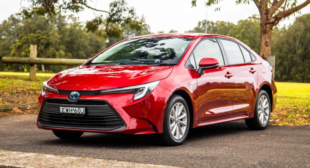 Top 10 Kereta Jenama Luar Negara Paling Jimat Minyak Tahun 2023