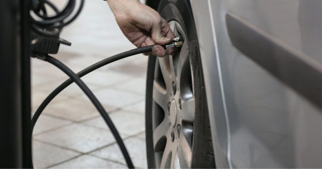 Elak Tayar Kereta Cepat Botak, Pam Dengan Tekanan Sesuai & Betul!