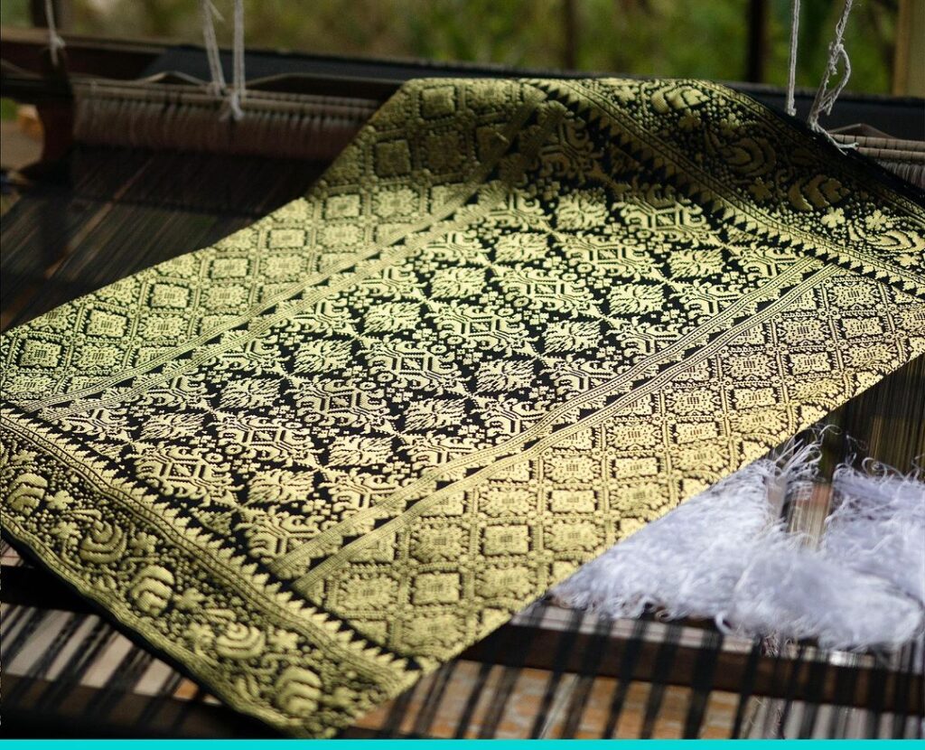 Fakta Menarik Pakaian Istiadat Pertabalan Yang di-Pertuan Agong Ke-17