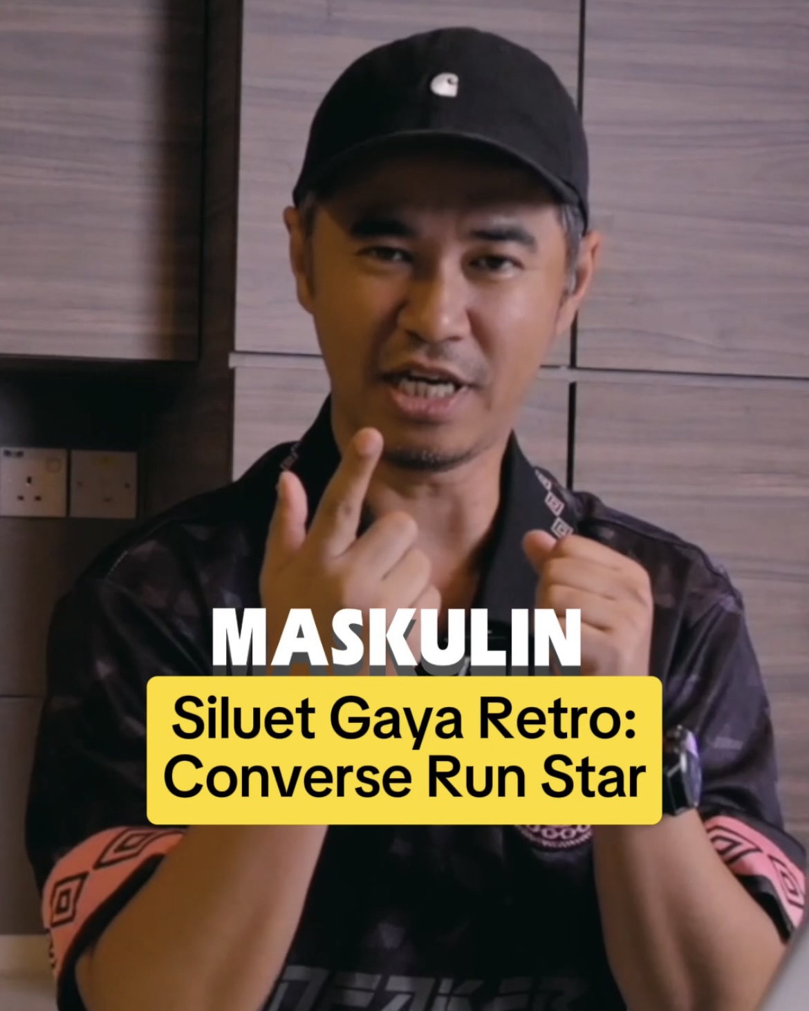 Siluet Gaya Retro: Converse Run Star - MASKULIN