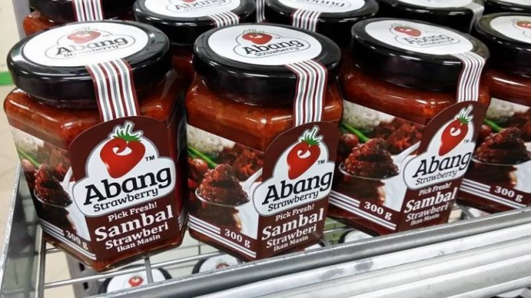 Pernah Makan Nasi Lemak Dengan Sambal Strawberry Ikan Masin? Ini List ...
