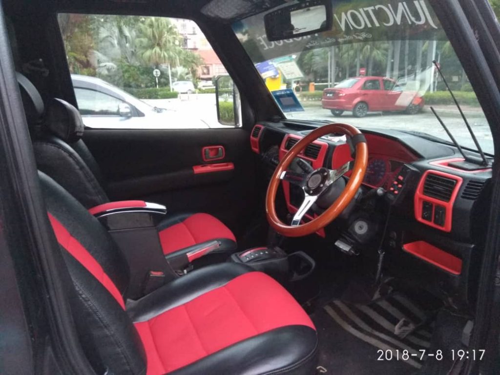 Demi Kepuasan, Lelaki Ini Modified Kereta 'Kotak' Jadi Kenderaan V.I.P ...